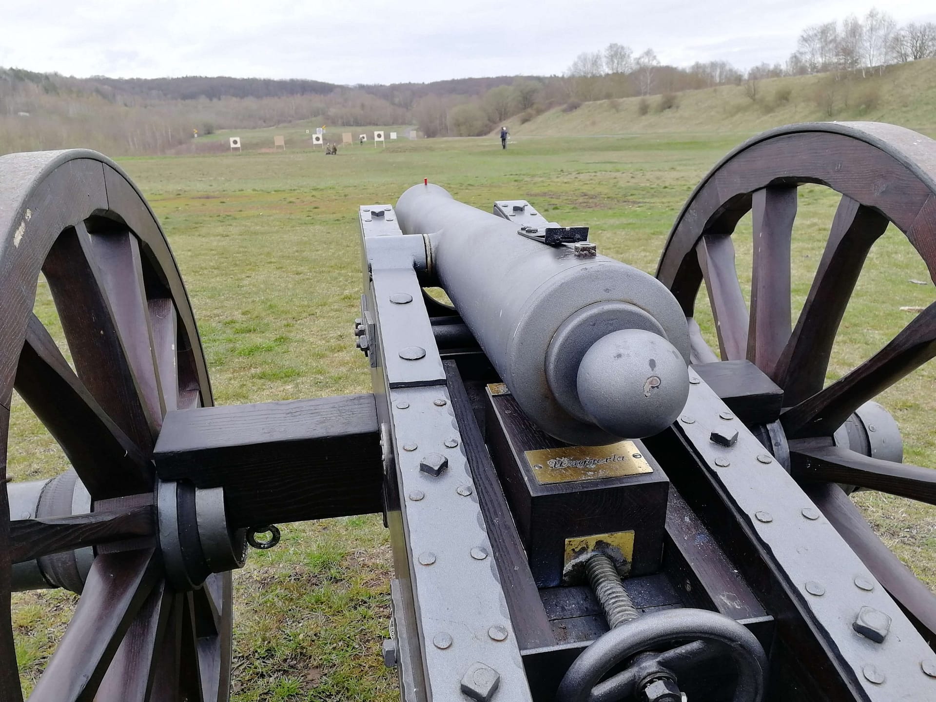 Cannons | Cannon Sound Effects Library | Asoundeffect.com